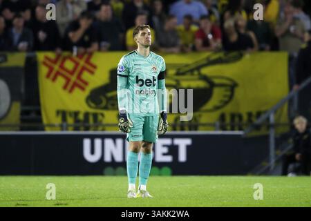 BREDA - Goalkeeper Jari de Busser of Go Ahead Eagles during the Dutch ...