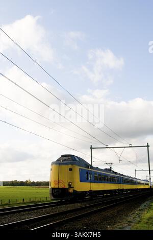 Level Crossing open to road traffic on Station Road in Billingham Stock ...
