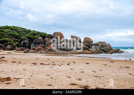 granite boulders in Whisky Bay, Wilsons Promontory National Park ...