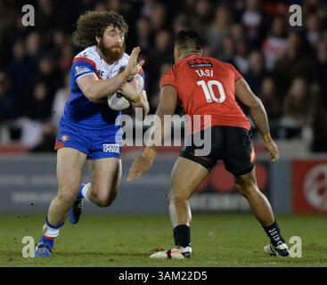 Feb 27, 2014 - Salford, Manchester, England - St Helens LUKE WALSH ...