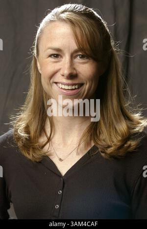 051504 - NEW YORK - Tara Cunningham, USA Weightlifting Stock Photo - Alamy