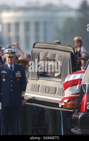 WASHINGTON, DC - JUNE 9: The caisson with the casket of former United ...