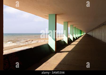 Bottle Alley in Hastings Stock Photo - Alamy
