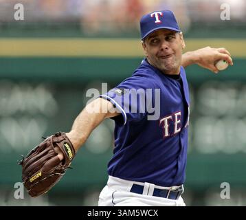 Texas Rangers starting pitcher Dallas Keuchel winds up to throw to the ...