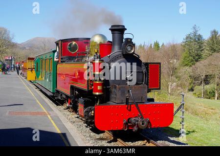 Russel, 2-6-2, Narrow Gauge, Steam Locomotive, Beddgelert, Station ...