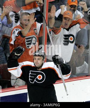 KRT SPORTS STORY SLUGGED: HKN-RANGERS-CAPITALS KRT PHOTO BY GEORGE ...