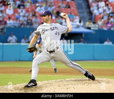 Milwaukee Brewers pitcher Doug Davis pitches against the Washington ...