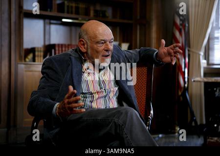 Sam Zell talks during an interview at the Chicago Tribune on Tuesday ...