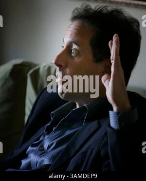 Jerry Seinfeld talks to a reporter about his role in DreamWorks' "Bee ...