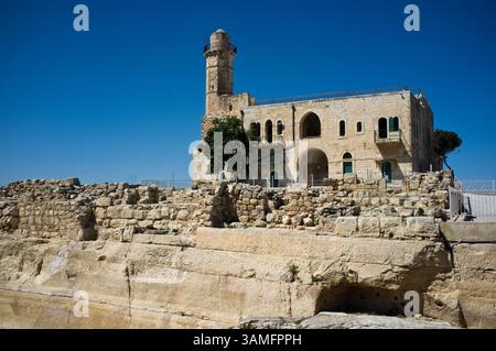 Tomb of prophet Samuel, Nabi Samwil mosque, Israel Stock Photo - Alamy