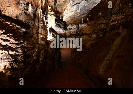 Luay Caverns in Virginia Stock Photo - Alamy