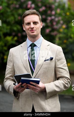 Royal tour artist Fraser Scarfe observes and illustrates King Charles ...