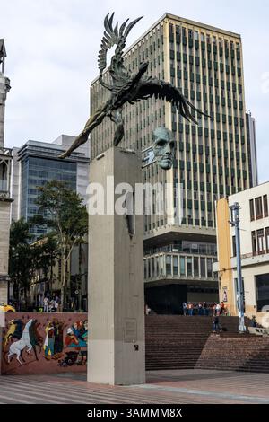 The Bolivar Condor statue by Rodrigo Arenas Betancourt on the Bolivar ...
