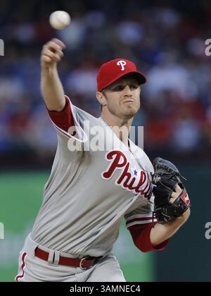 Philadelphia Phillies starter Kyle Kendrick throws during the first ...