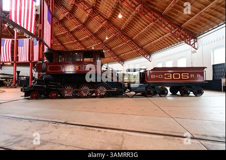 Baltimore and Ohio No. 305 Ross Winans Stock Photo - Alamy