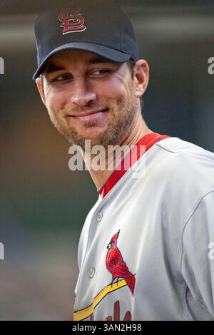 St. Louis Cardinals pitcher Adam Wainwright warms up during spring ...