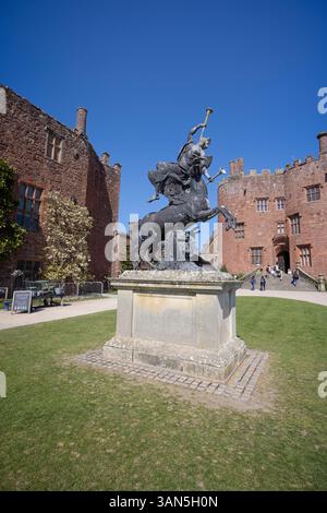 Statue of Fame in entrance courtyard at Powis Castle Stock Photo - Alamy