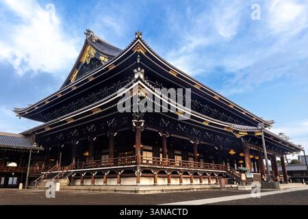 Higashi Hongan-ji Temple in Kyoto Japan Stock Photo - Alamy