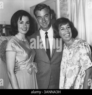 May 9, 2011 - CAROL BURNETT with Joe Hamilton , daughter Carrie Louise ...