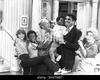 Todd Bridges, Gary Coleman, Dana Plato, "Diff'rent Strokes", circa ...