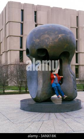 First nuclear reactor at the University of Chicago achieved the first ...