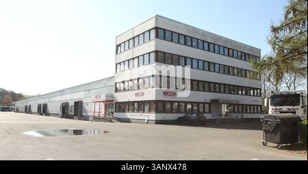 Verkaufshalle vom CORSO Restposten-Großhandel am Bargkoppelweg ...