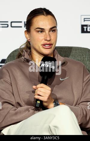 Stuttgart, Deutschland. 15th Apr, 2025. Jule Niemeier schlaegt den Ball mit der Vorhand, Jule ...