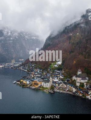 Aerial view of Hallstatt along the Hallstatter See in winter, Upper ...
