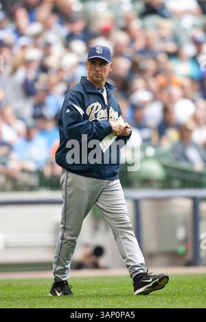 San Diego Padres manager Mike Shildt (8) takes the ball from relief ...