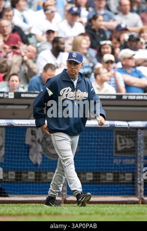 San Diego Padres manager Mike Shildt (8) talks to home plate umpire ...