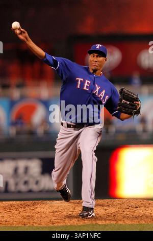 KANSAS CITY, MO - MAY 18: St. Louis Cardinals pitcher Chris Roycroft ...