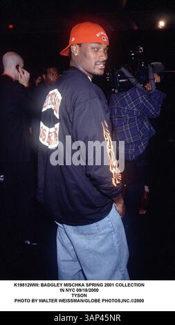 K19812WW: BADGLEY MISCHKA SPRING 2001 COLLECTION.IN NYC 09/18/2000 ...