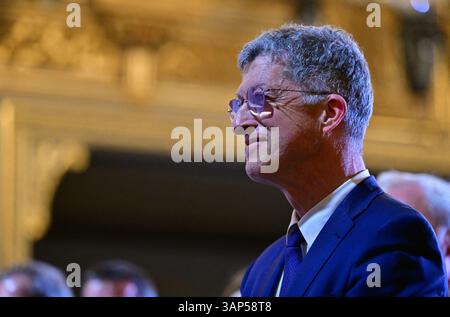 President of the Rebatir Notre-Dame de Paris public establishment ...