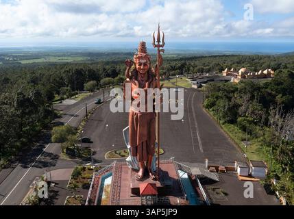 Mangal Mahadev statue, grand bassin, Mauritius Stock Photo - Alamy