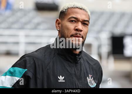 Joelinton of Newcastle United arrives during the Premier League match ...