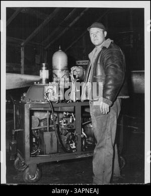 Aircraft Maintenance personnel from the 12th Fighter Squadron prepare ...