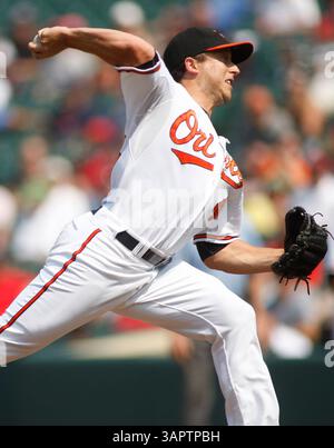 Baltimore Orioles' Jason Berken delivers a pitch against the Boston Red ...