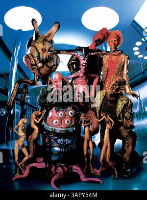 MEN IN BLACK 2, The Worm Guys, 2002 (c) Columbia/courtesy Everett ...