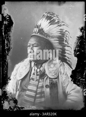 This is a drawing of Kla-ka-ta-koo-sum, Chief Moses, a leader of the ...