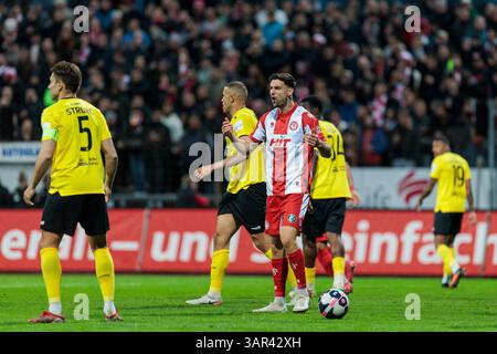 Lamar Yarbrough (Alemannia Aachen, 25), Porträt, Portrait, 17.08.2025, Düren (Deutschland ...