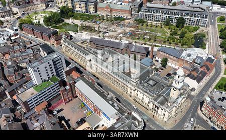 aerial view of Hull Guildhall, headquarters of Hull City Council ...
