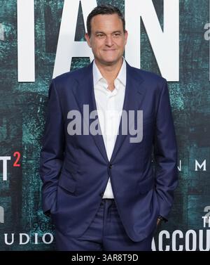 Jamie Patricof arrives at the Amazon MGM Studios' THE ACCOUNTANT 2 Los ...