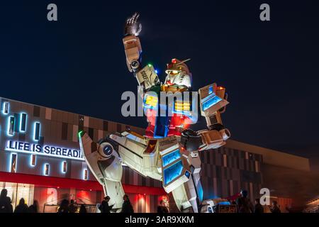 Osaka, Japan - April 16 2025 : Illuminated life-sized Gundam statue at ...