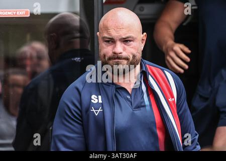 Sam Luckley of Hull KR arrives during the Betfred Super League Round 20 ...