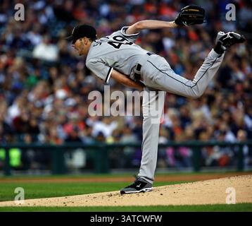 DETROIT, MI - SEPTEMBER 21: Chicago White Sox relief pitcher Aaron ...