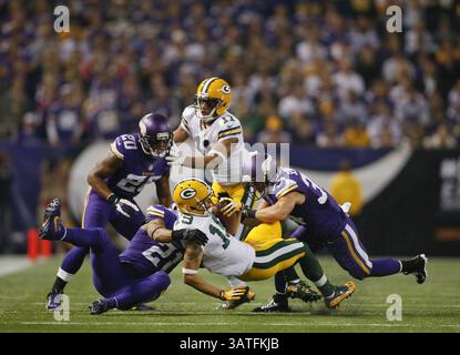 Minnesota Vikings wide receiver Myles Price (4) warms up before an NFL ...