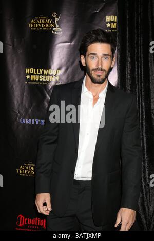 LOS ANGELES - APR 27: Brandon Beemer, Mandy Beemer at the 2018 Daytime ...