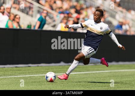 May 22, 2016: Jacksonville Armada FC Charles Eloundou (99) runs with ...