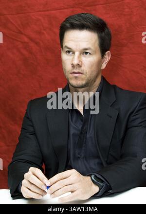 October 11, 2008 - Los Angeles, California, USA - Mark Wahlberg ...