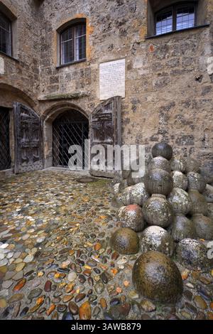 Inside iconic Burghausen castle in Bavaria, the longest world's longest ...